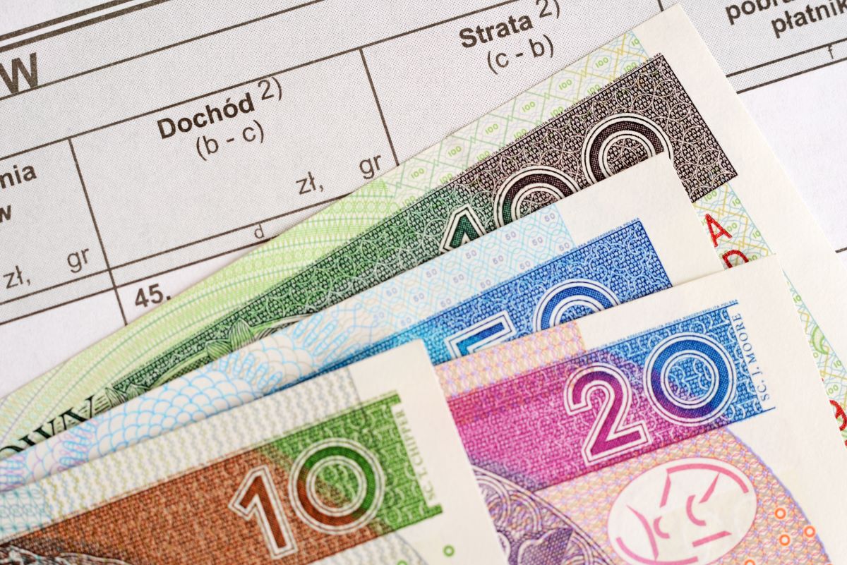 Sprzedaż akcji na PIT-38. Ministerstwo odpowiada na pytania podatników ...