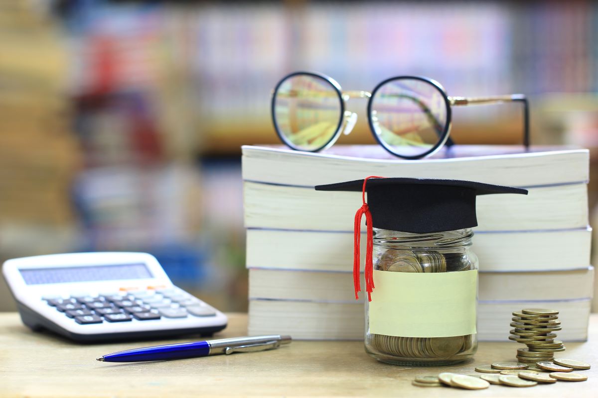 Ulgi podatkowe i składkowe dla dorabiającego studenta. Rok akademicki ...