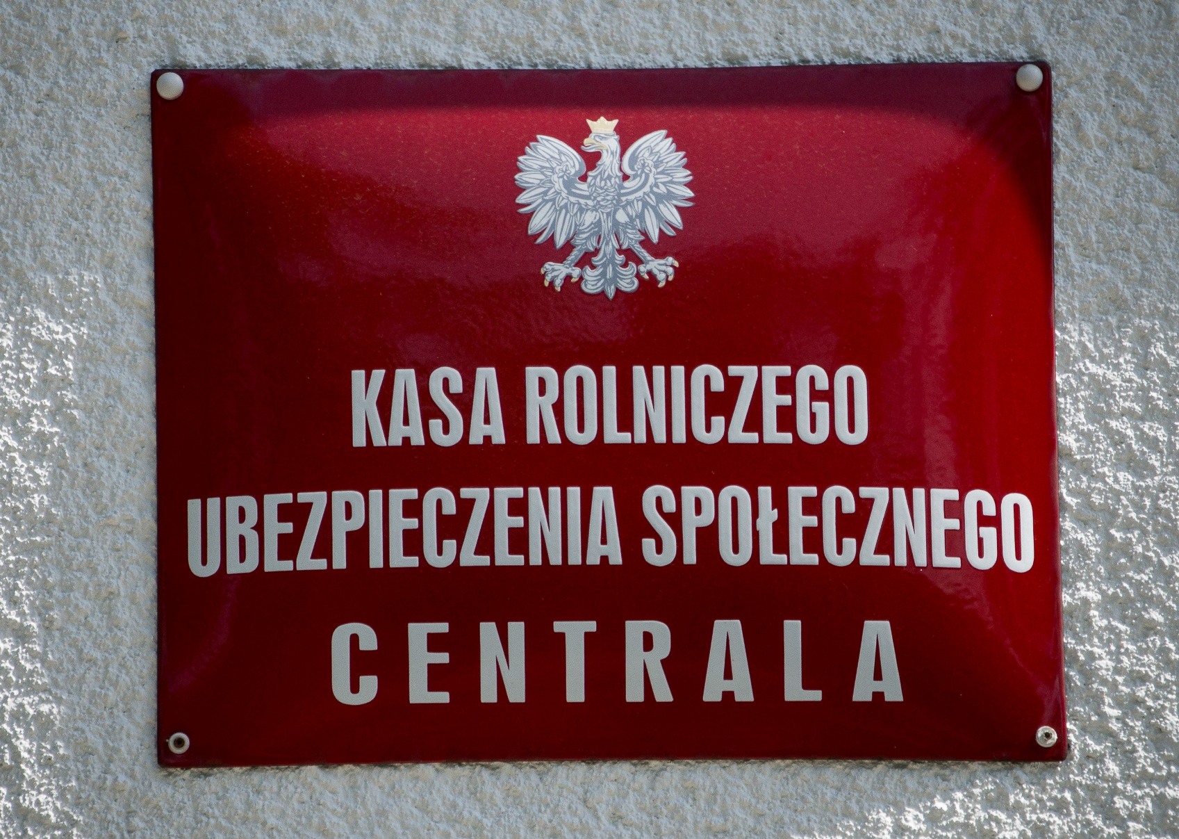 Coraz mniej rolników opłaca składki w KRUS. Średnia emerytura rolnicza ...